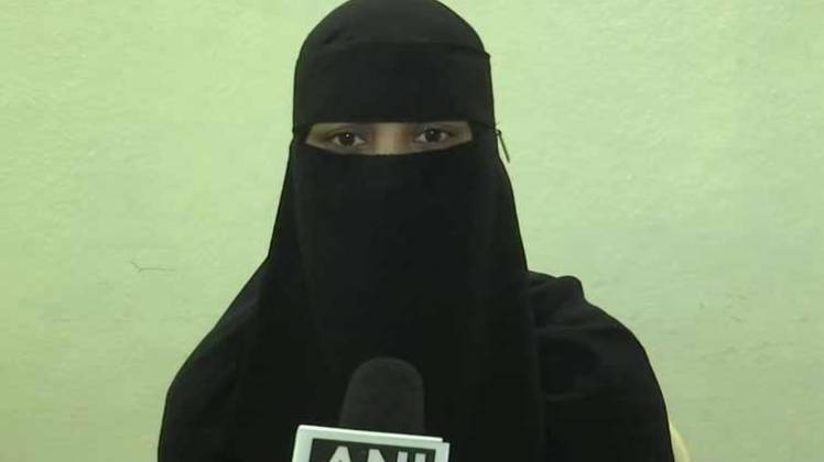 पत्नी ने नहीं दिया लड़के को जन्म, पति ने दिया तीन तलाक - hyderabad case ...