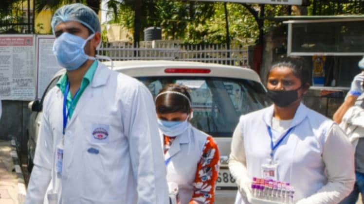 AIIMS के बाद RML और ABVIMS के डॉक्टरों का PM केयर्स फंड में दान देने से ...