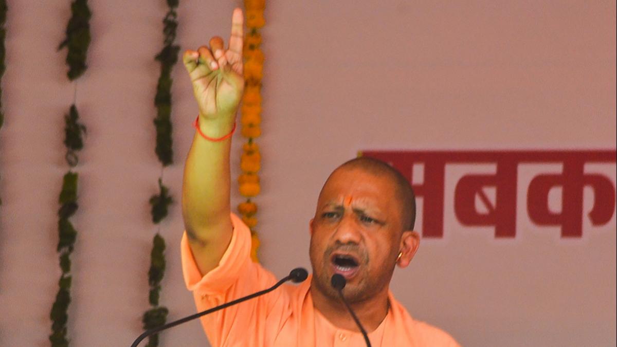 UP: योगी की पुलिस को नसीहत, खौफ हो इतना कि सायरन सुनते ही कांप जाएं अपराधी - UP CM Yogi ...
