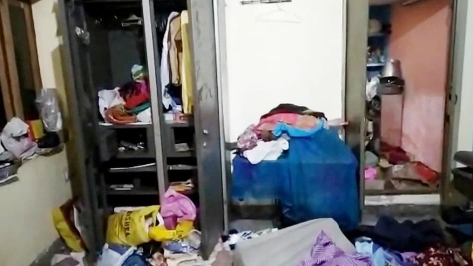 Lucknow Crime बदमाशों ने फिल्मी स्टाइल में घर वालों को बनाया बंधक