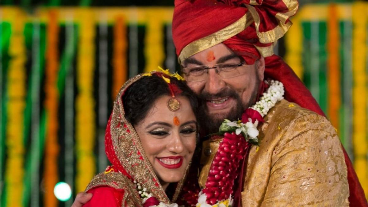 Kabir Bedi Birthday: 70 की उम्र में की चौथी शादी, उम्र में बेटी से छोटी ...