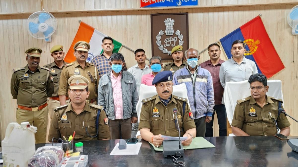 UP: शादी से पहले ही प्रेग्नेंट हुई बेटी, मां-बाप ने मिलकर उतारा मौत के ...