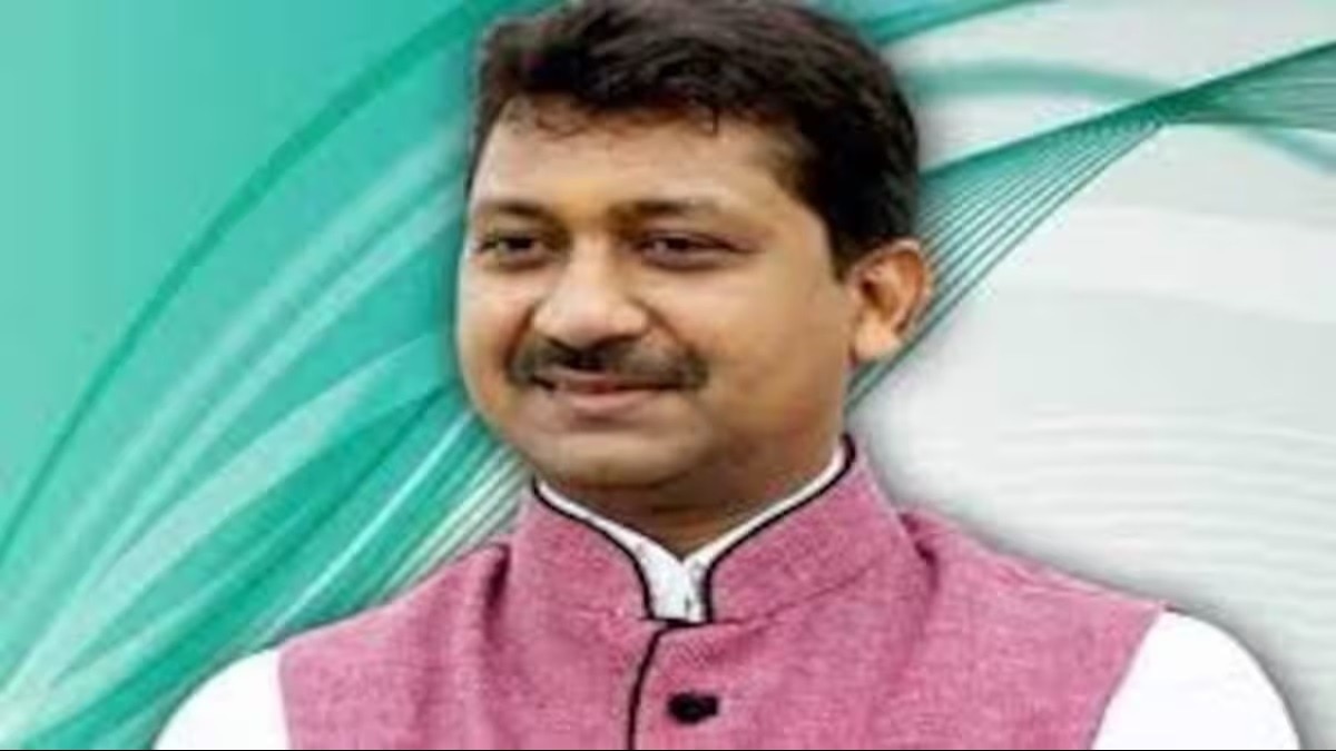 निर्दलीय विधायक Sumit Singh कौन हैं, जिन्हें Nitish Cabinet में जगह मिली - Sumit Singh cabinet ...