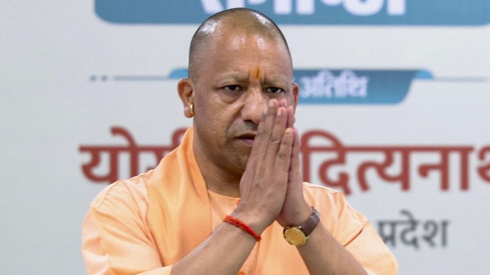 क्या है CM योगी के कानों में पड़ी बालियों का राज, इसके पीछे की धार्म‍िक पहलू को समझ‍िए - CM yogi ...