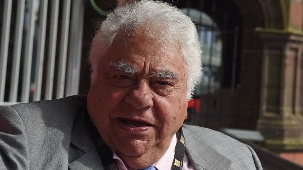 IND vs ENG: पटौदी ट्रॉफी का नाम बदलने पर नाराज ये भारतीय दिग्गज, ECB को लगाई फटकार - Farokh ...