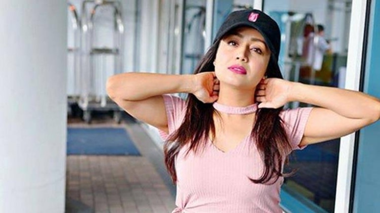 नेहा कक्कर के साथ SBB का डे आउट, रियल लाइफ में हैं ऐसी - Saas Bahu Aur Betiya AajTak