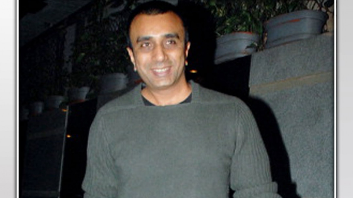 Sanjay Gadhvi Demise: धूम के डायरेक्टर संजय गढ़वी का निधन - short ...