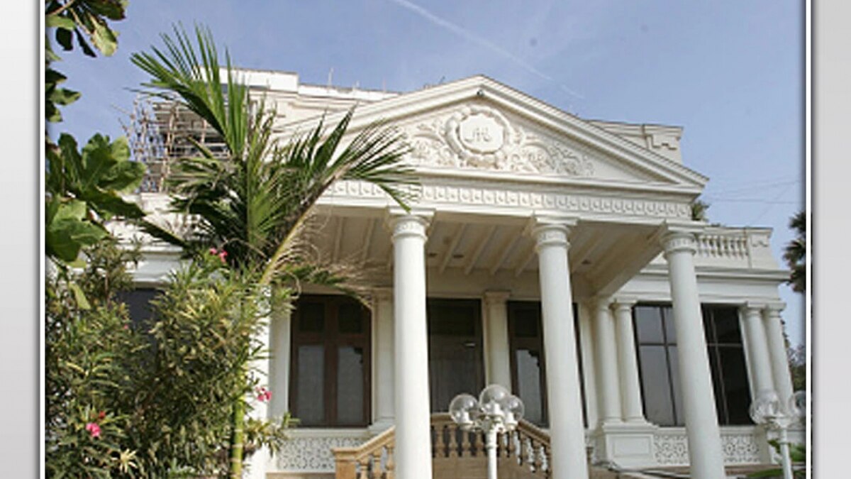 200 करोड़ के इस महल में रहते हैं शाहरुख खान... Video - short-videos AajTak