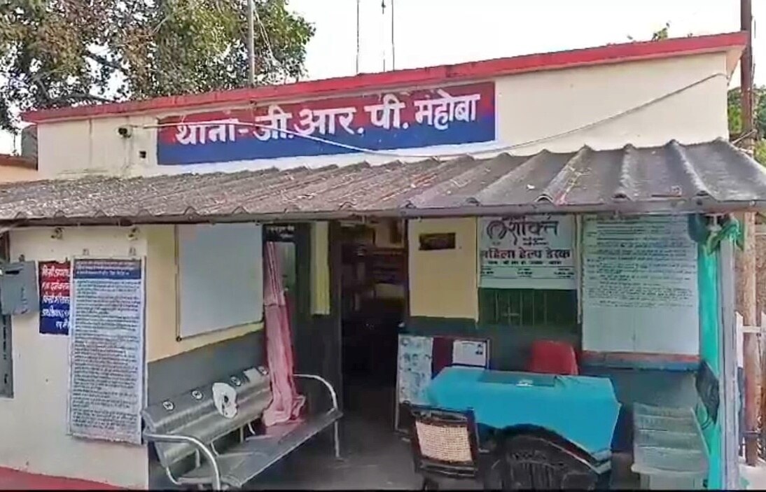 CBI अधिकारी बता ट्रेन में कर रहा था सफर, TTE ने मांगा टिकट तो दिखाने ...