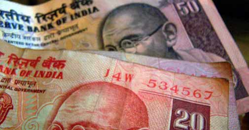 Rupee at 3 week low, falls 54 paise - BusinessToday