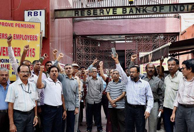 RBI workers' one-day stir hits key banking services - BusinessToday