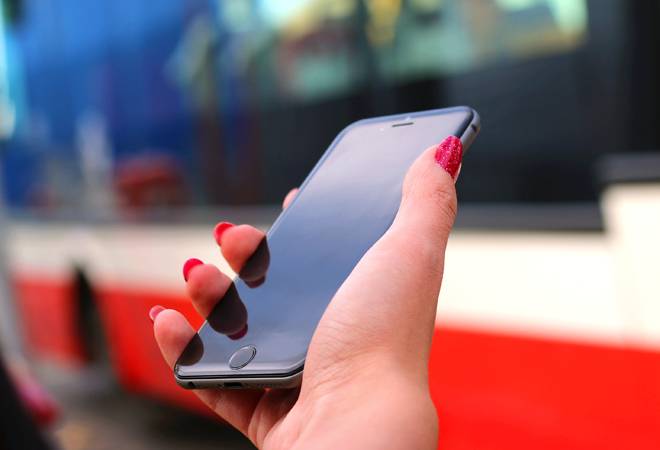 Women in Delhi get spammed the most with offensive, sexual content on ...