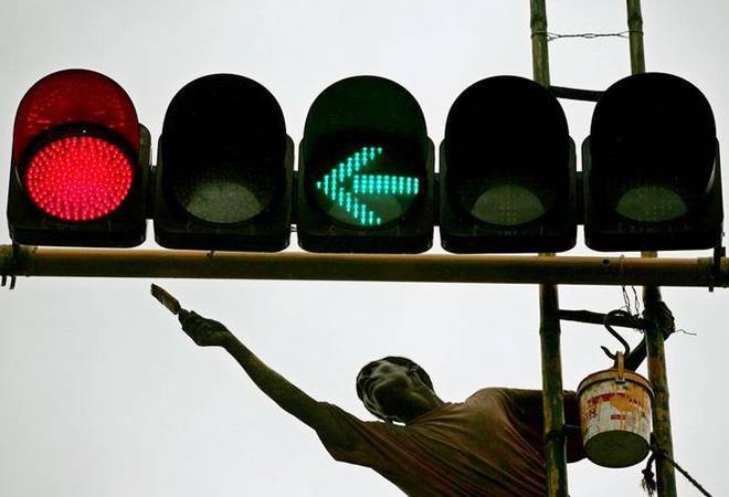 Jharkhand minister installs system to detect traffic violation, jumps ...