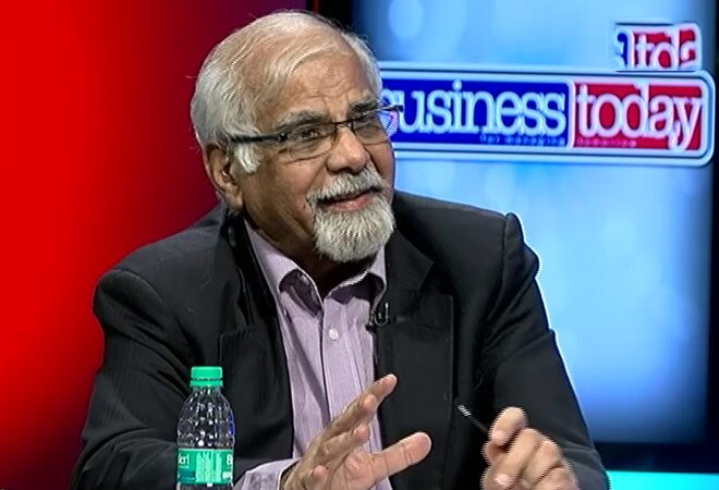 Make in India is about ease of doing business: Surjit Bhalla - Union ...