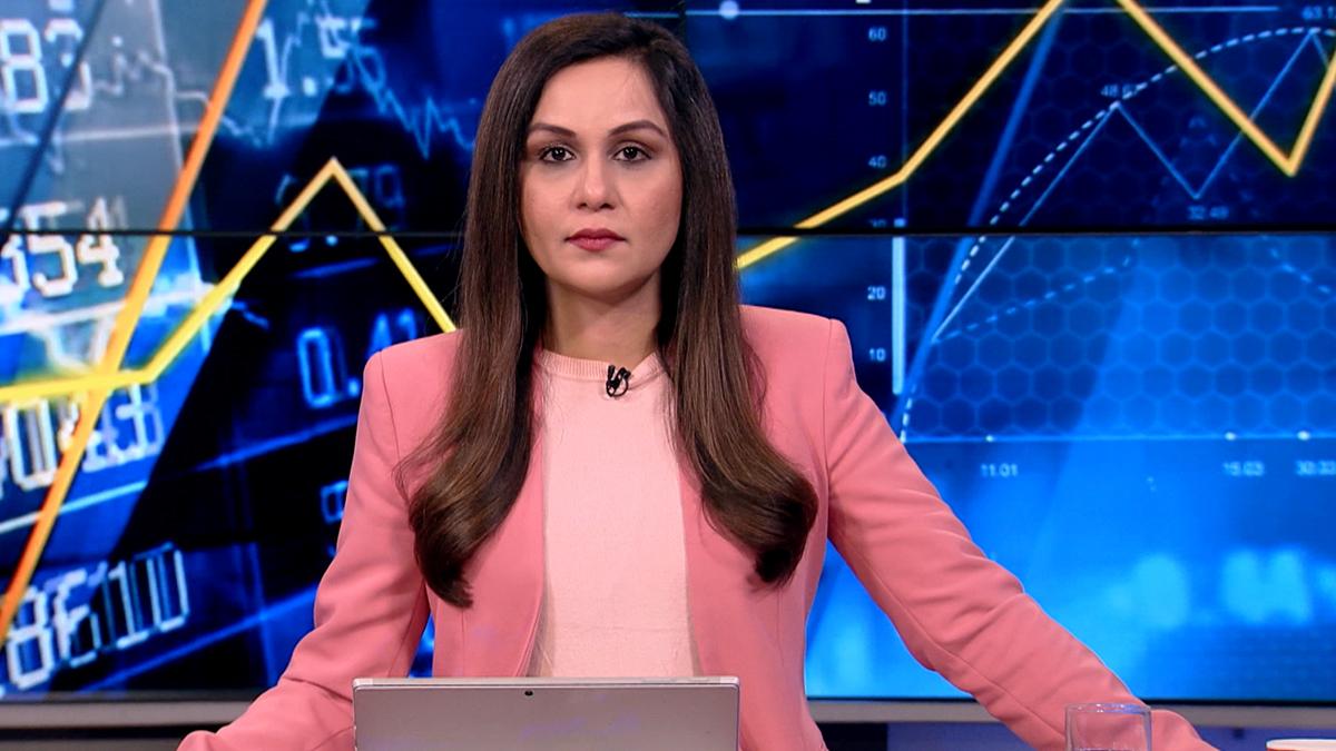 Udayan Mukherjee in conversation with Saurabh Mukherjea, Slice turns ...