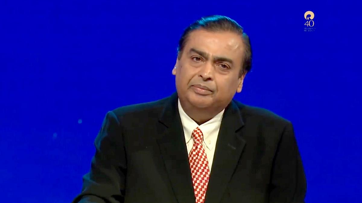 Know why Mukesh Ambani gets emotional here-