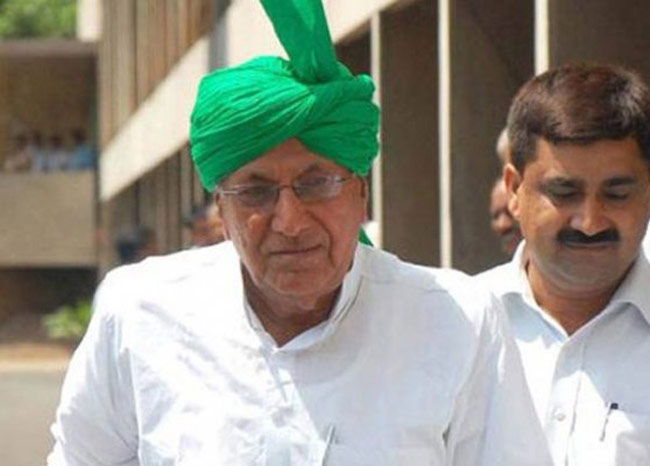 5-days before Haryana votes, Chautala asked to surrender - India Today