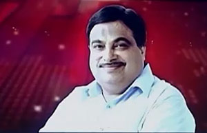 Gadkari emerges as contender for Maharashtra CM - India Today