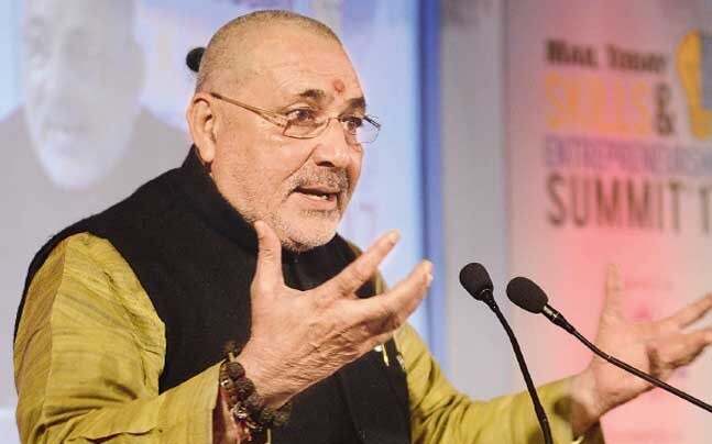 At Mail Today summit, MoS Giriraj Singh pitches for social ...