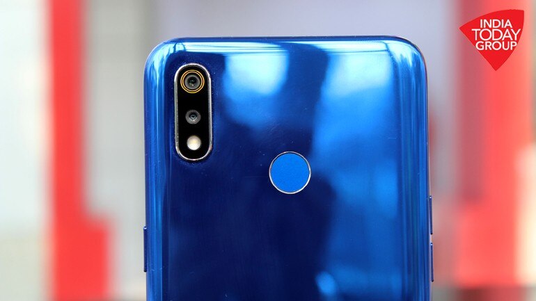 Realme 3 quick review: Gradient design and power-packed features under ...