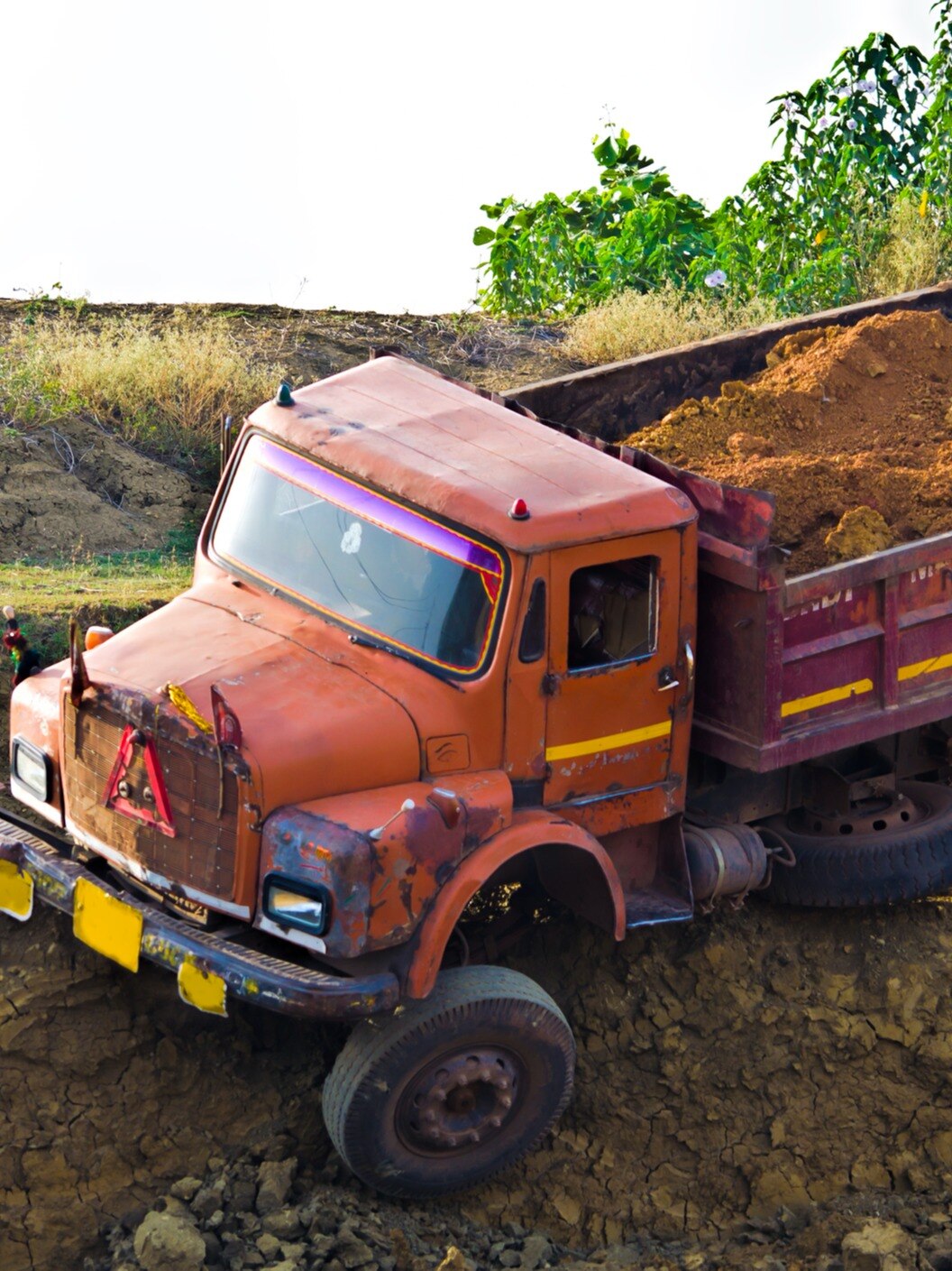 Tata Sand Lorry