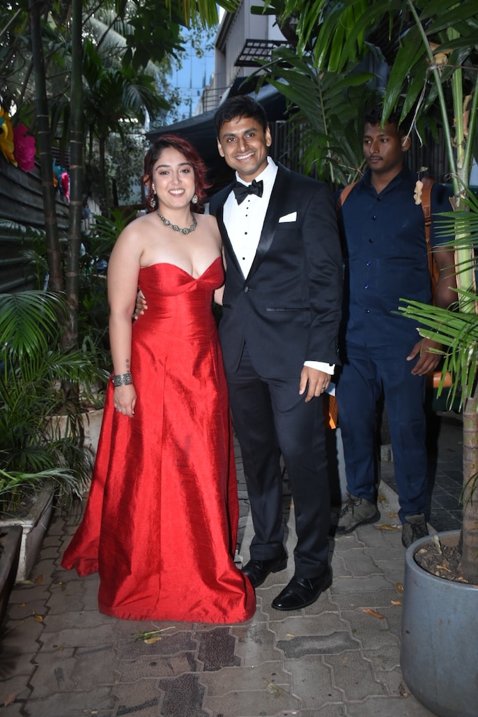 Imran Khan Kiran Rao To Fatima Sana Shaikh Celebs Attend Aamir Khans Daughter Iras