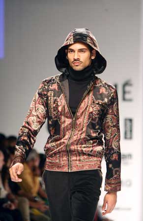 Sanjay Hingu's collection at LFW - India Today