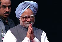 Manmohan addresses the media - India Today