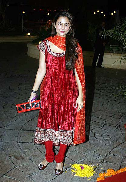 Neelam and Sameer's wedding album - India Today