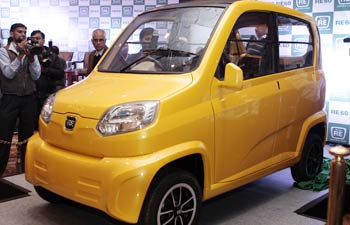 Bajaj Auto unveils low cost car RE 60 - India Today