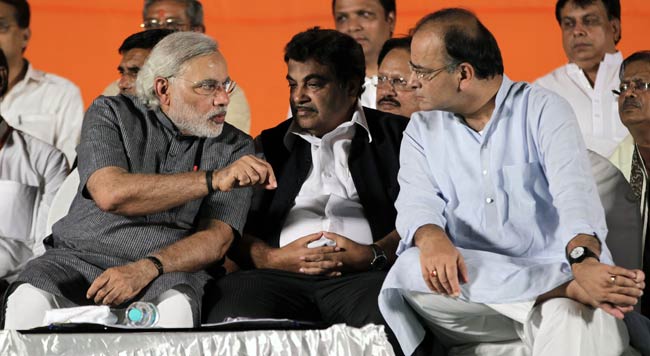 Modi takes centrestage at a rally in Mumbai - India Today