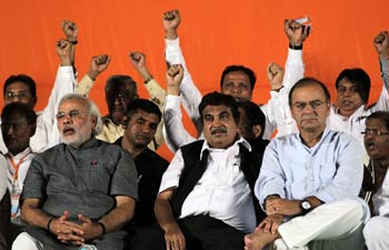 Modi takes centrestage at a rally in Mumbai - India Today