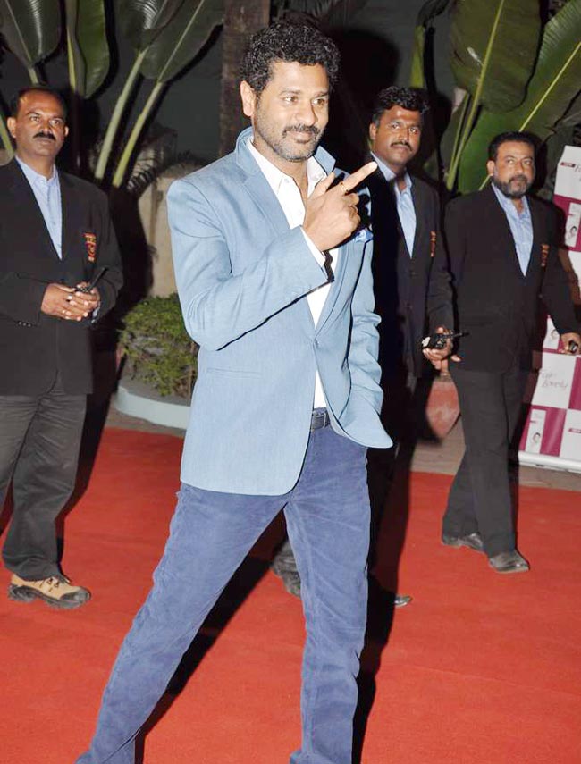 Celeb roll call at Zee Cine Awards 2013 - India Today