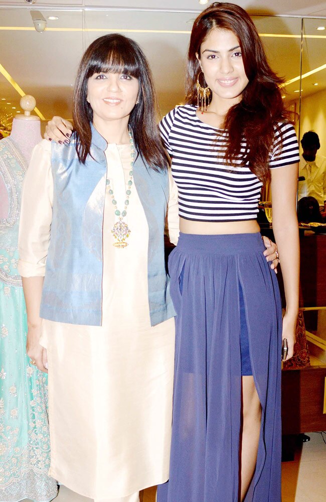 Rhea Chakraborty, Sameera Reddy at Neeta Lulla's store - India Today