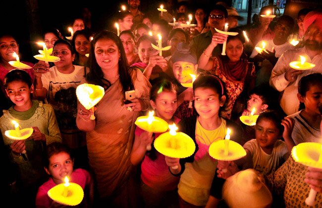 Earth hour observed in India - India Today