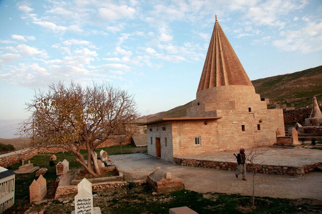 Kurdish forces take Mount Sinjar from ISIS - India Today