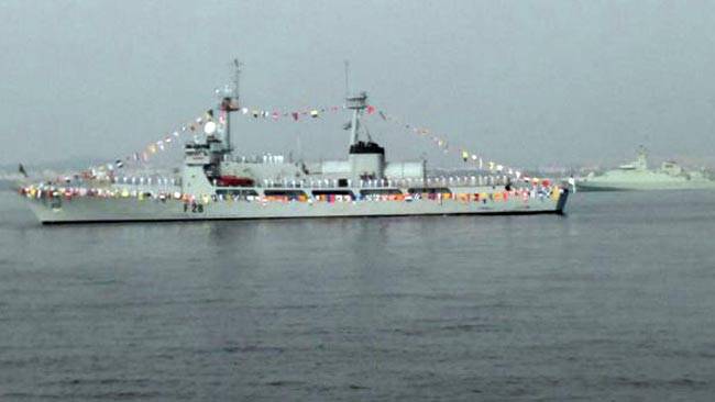 International Fleet Review: President, PM Modi witness the might of the ...