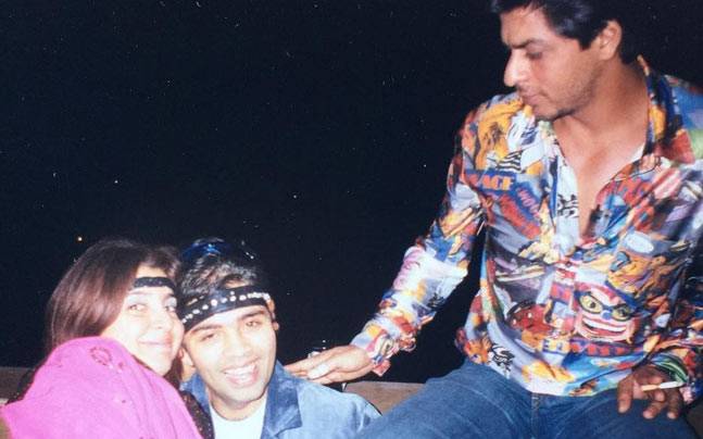 These photos of SRK with buddy Farah Khan will chase away your Tuesday ...