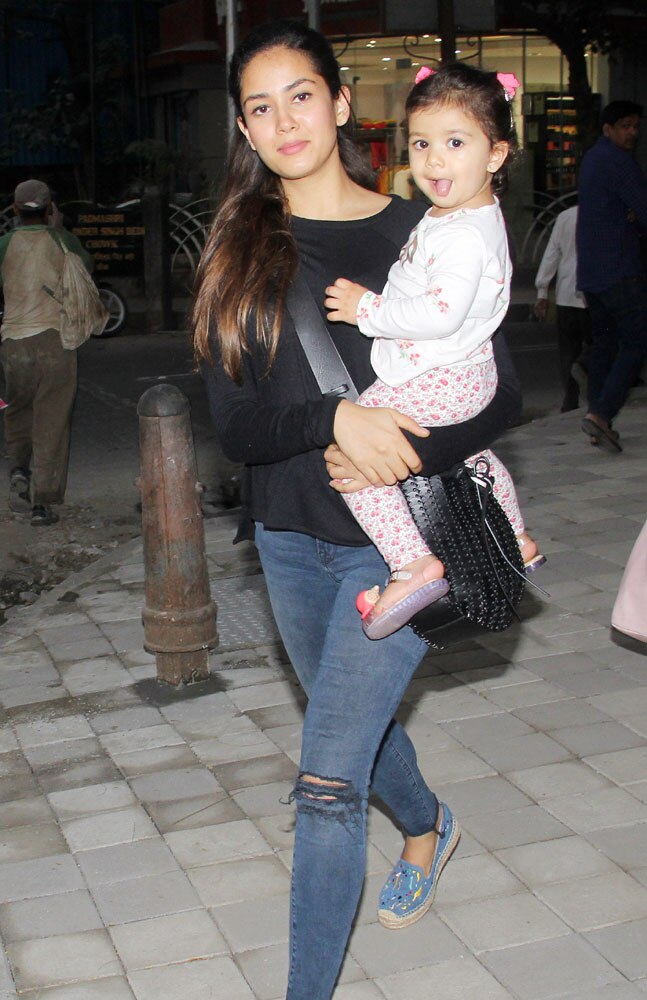 PHOTOS: Mira-Misha's day out, Deepika returns from Delhi - India Today