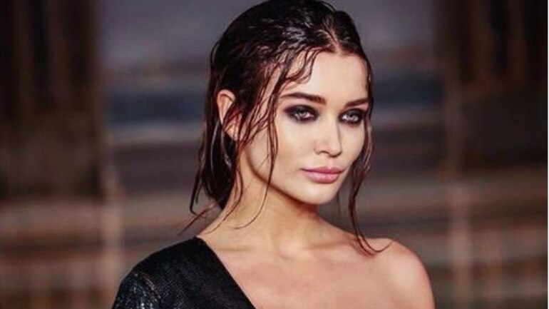 Amy Jackson is taking Instagram by storm in new unseen pics from her ...