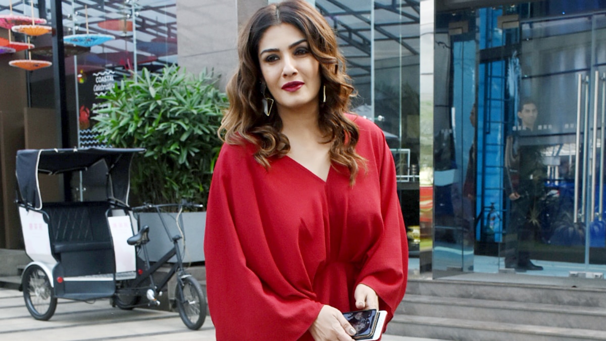 Raveena Tandon is breathtaking in red top and pants on day out. See ...
