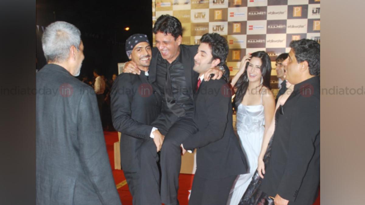 Flashback Friday: When Ranbir Kapoor and Arjun Rampal lifted Manoj ...