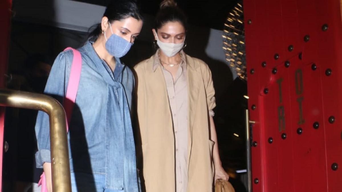 Deepika Padukone steps out with sister Anisha. See pics - India Today