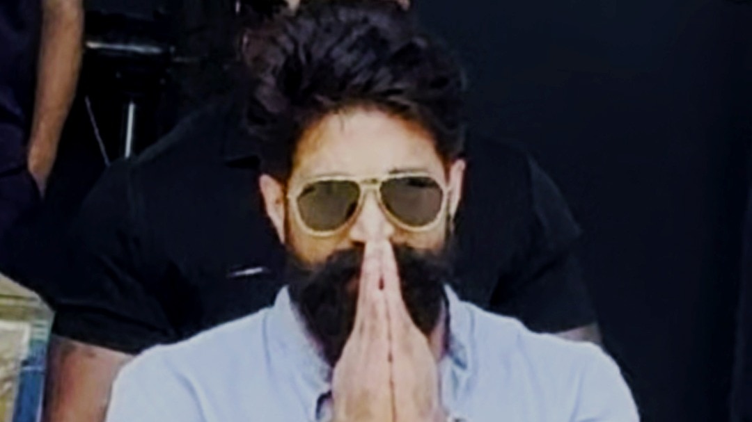 Rocking Star Yash arrives in Mumbai for film Toxic's shoot - India Today