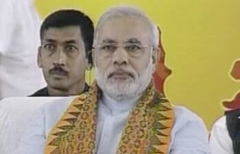 Row over Modi's refusal to wear skull cap - India Today