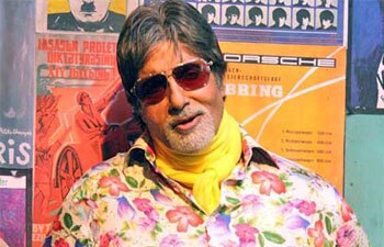 Big B in flashback mode on birthday - India Today