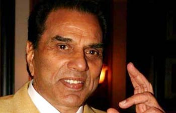 Evergreen Dharam has a new passion! - India Today