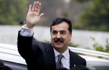 Gilani indicted: Sad day for Pakistan, says ruling party - India Today