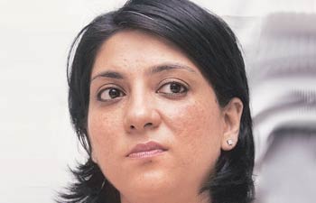 'Hurt' Priya Dutt won't quit but fight on - India Today