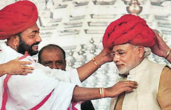 Narendra Modi's Sadbhavana fast concludes - India Today